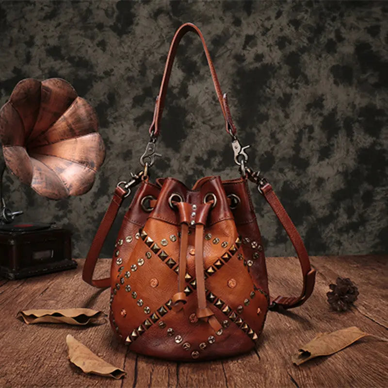 Rivet Western Drawstring Bucket Bag – iLeatherhandbag